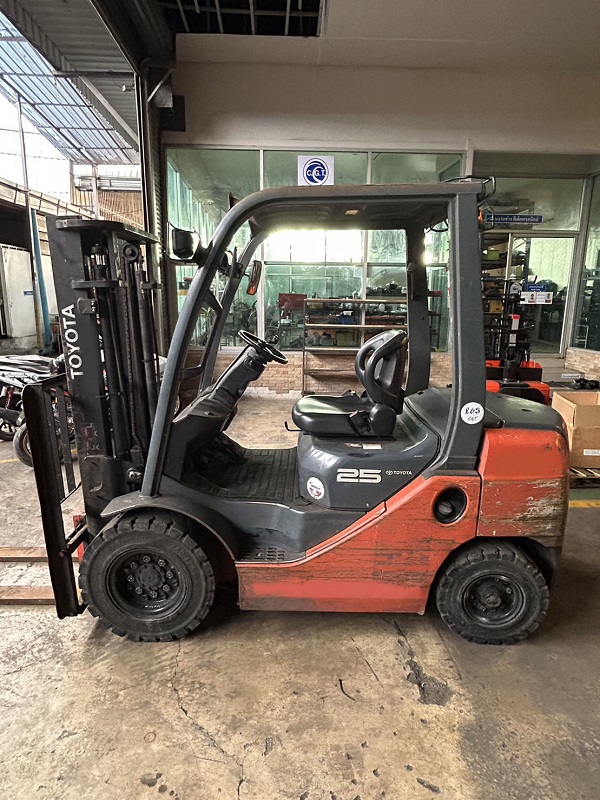 No : 265 / TOYOTA / 72-8FD25