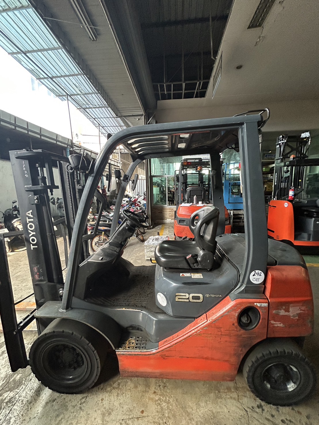 No : 292 / TOYOTA / 62-8FD20